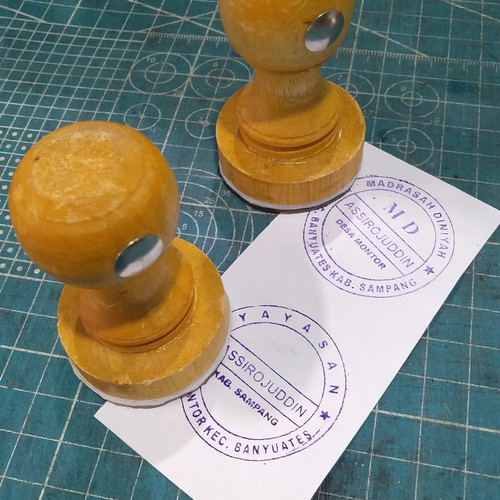 Jual Stempel Kayu Custom Semua Ukuran | Stempel Bulat | Stempel Persegi ...
