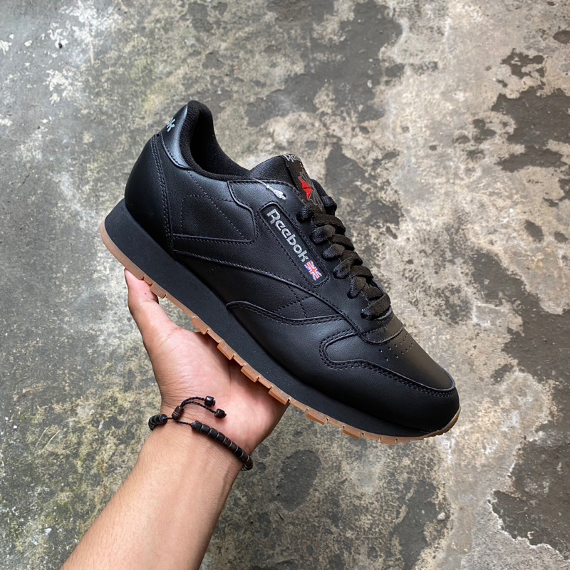 Jual Reebok Classic Leather Black Gum Original (PT MAP) | Shopee Indonesia