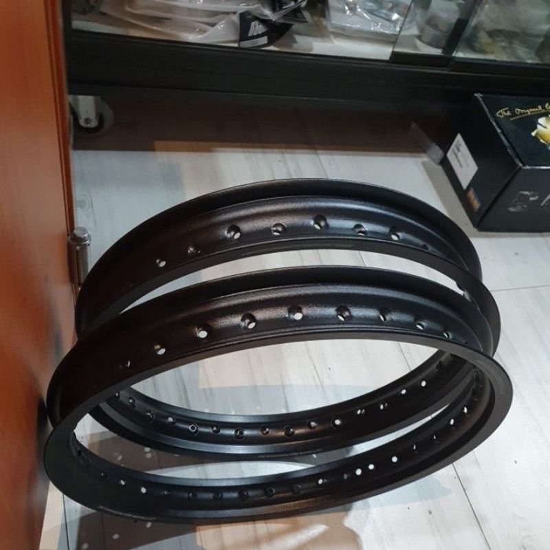 Jual Velg Aloy Titans 18 x 185 dan 215 Hitam doff Kulit jeruk 1 Set ...