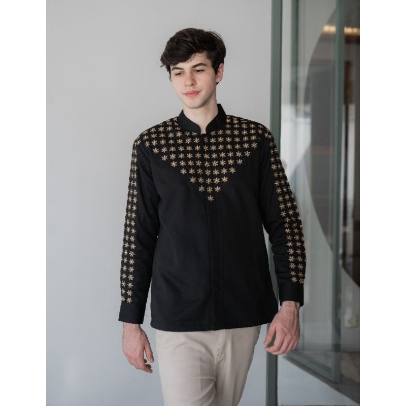 Jual Kemeja Bordir Pria NUC.ID Syam 01 (Hitam) | Shopee Indonesia