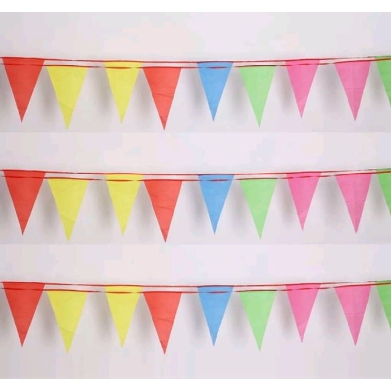 Jual Bendera Segitiga Renceng Warna Warni 5 Meter.... | Shopee Indonesia