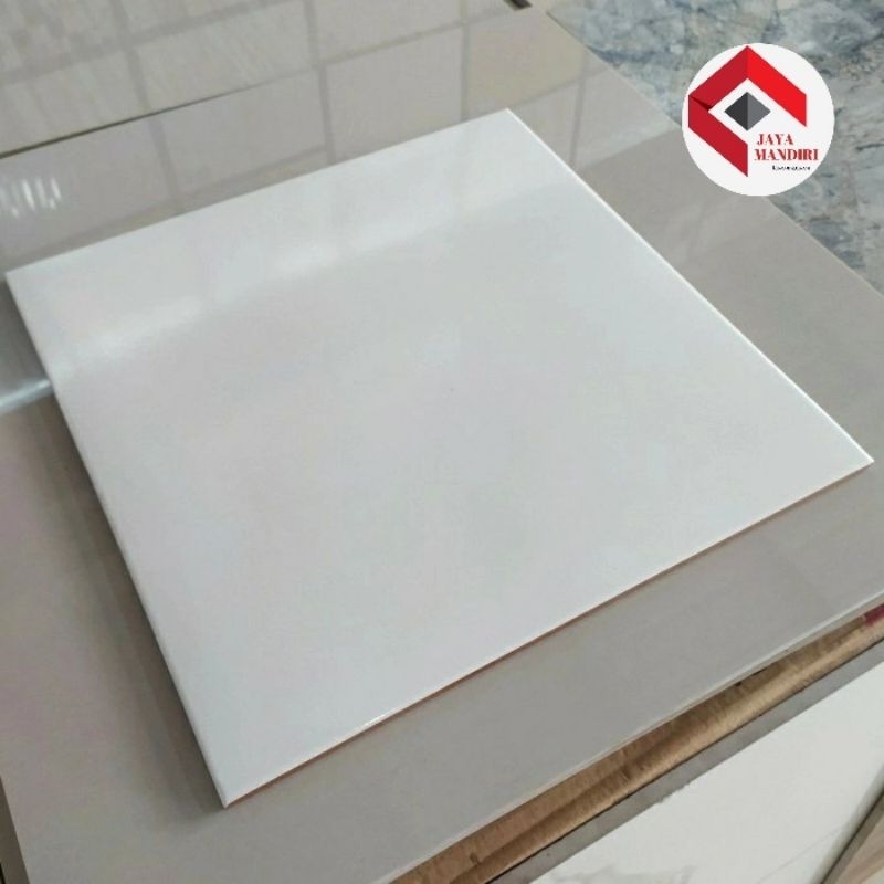Jual Keramik Lantai 40x40 Kw1 Putih Polos | Shopee Indonesia