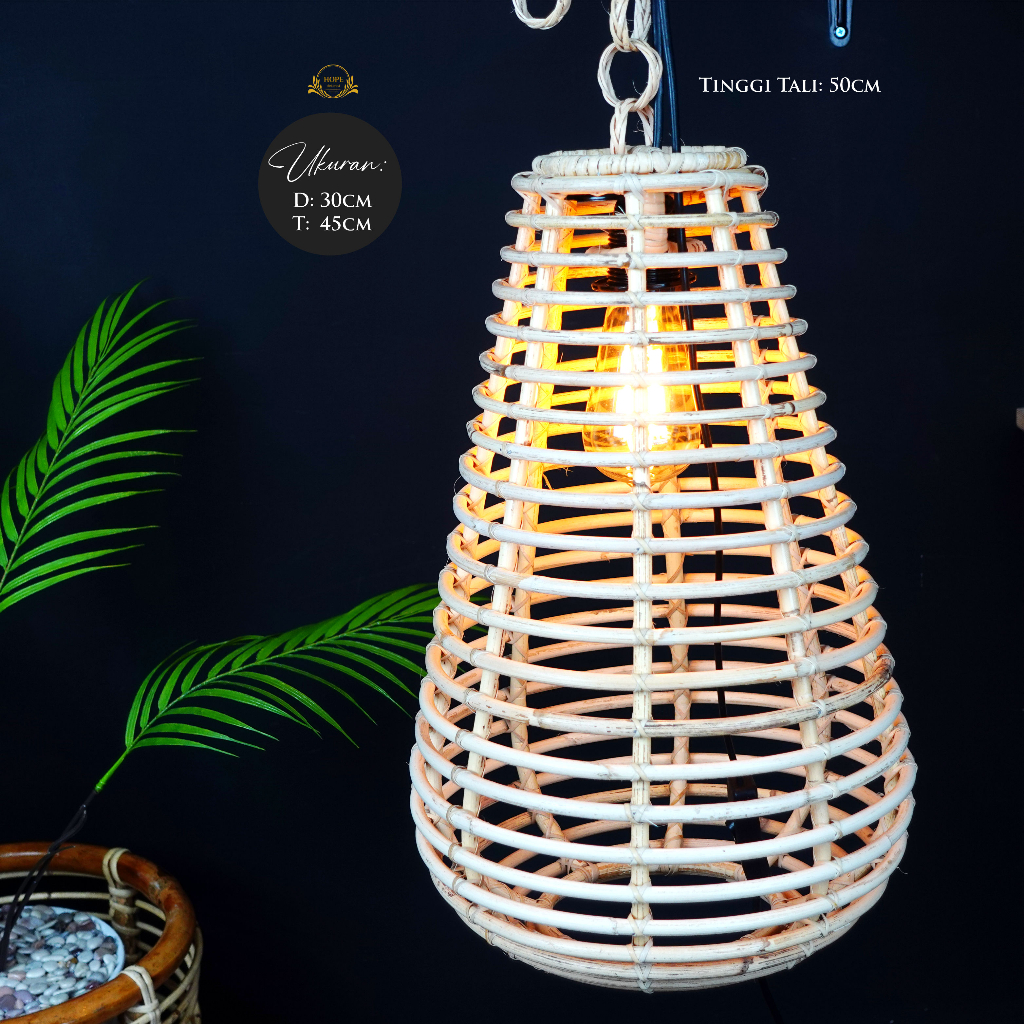 Jual Kap Lampu Rotan Hiasan Ruangan / Dekor Lampu Cafe aesthetic ...