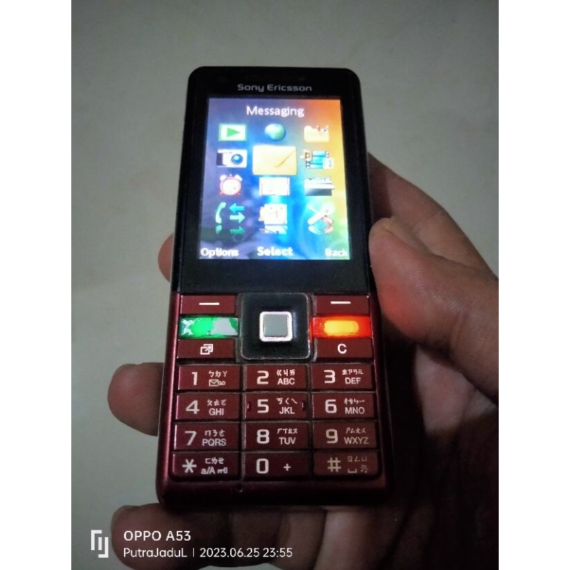 Jual Sony Ericsson J105 i Naite Nyala Normal Original Mulus Jadul Langka Unik Imut Speaker Bass ...