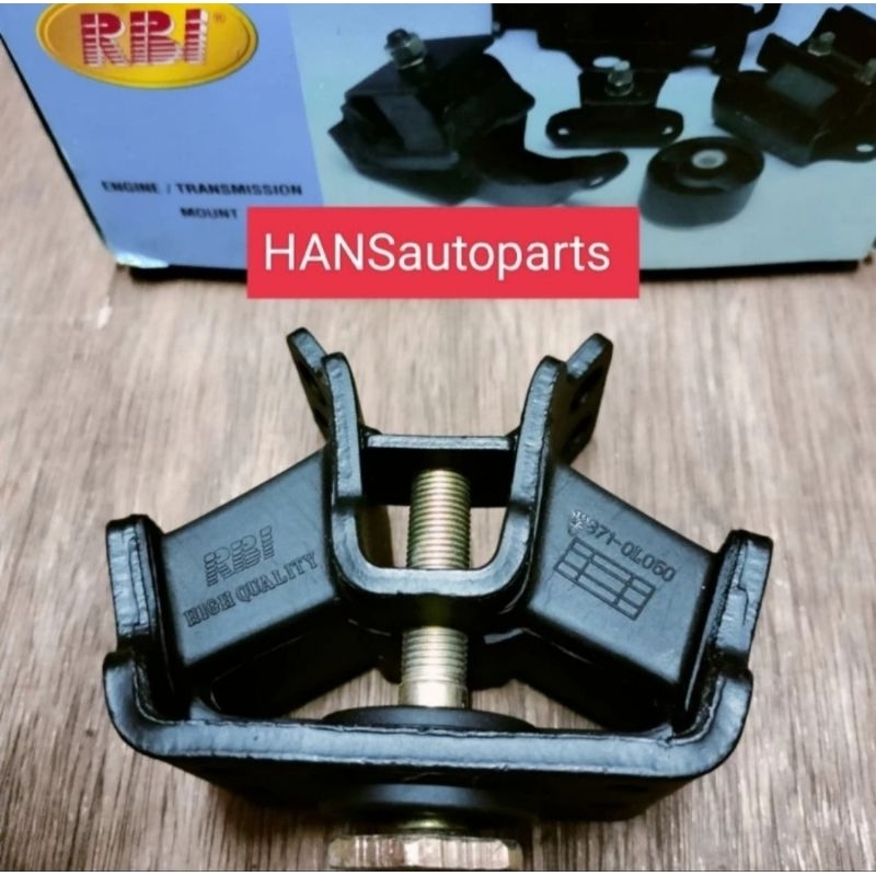 Jual trans mounting engine mounting belakang Innova Inova Fortuner ...