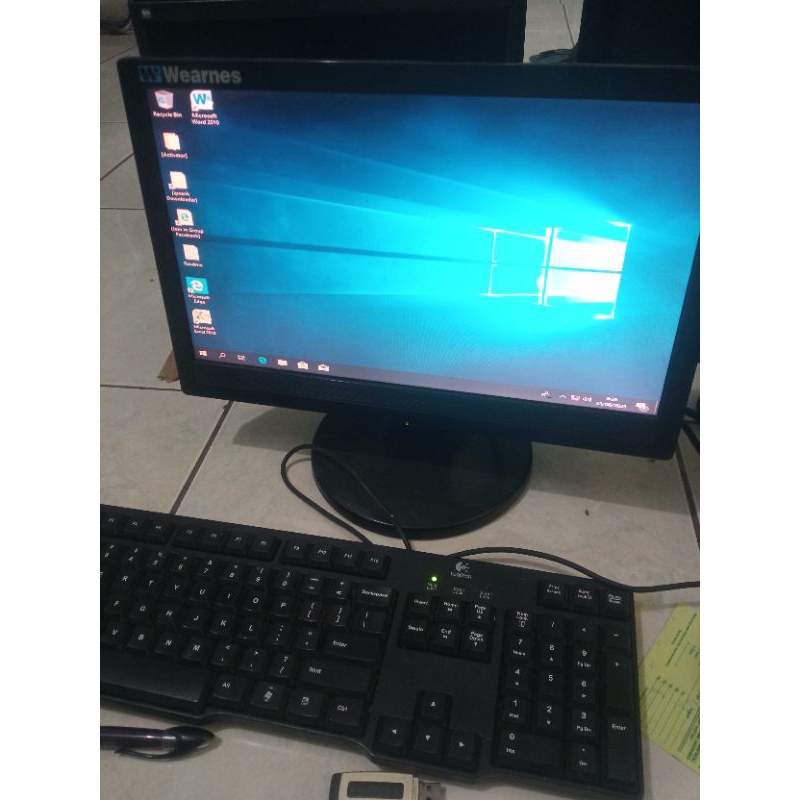 Jual Monitor Lcd Wearnes 16 inch | Shopee Indonesia