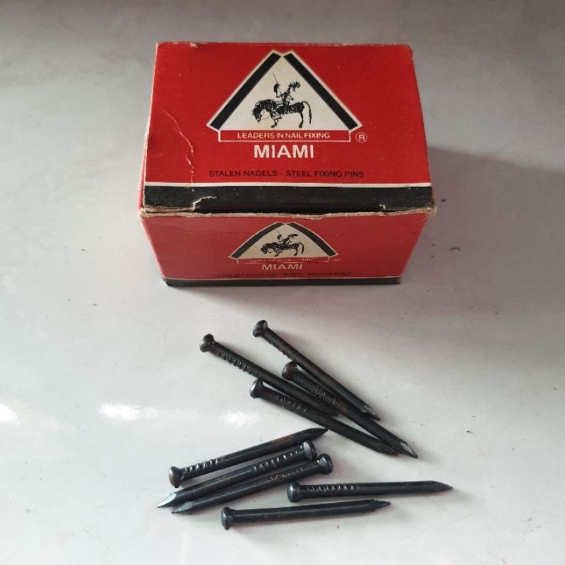 Jual Paku beton hitam 40mm miami | Shopee Indonesia