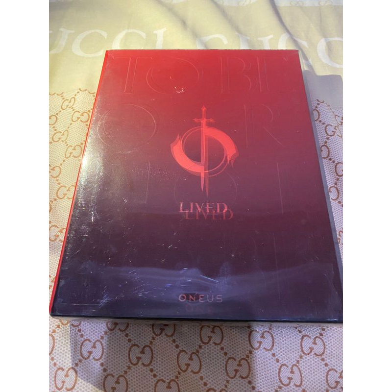 Jual [ALBUM] ONEUS LIVED 4TH MINI ALBUM | Shopee Indonesia