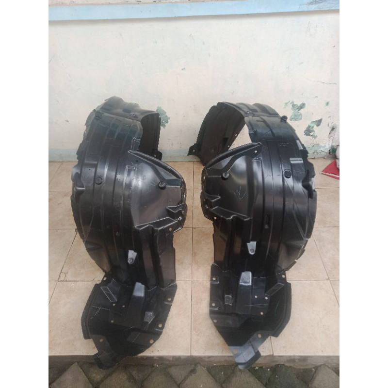 Jual LINER FENDER/SPATBOR INNOVA ZENIG ORIGINAL | Shopee Indonesia