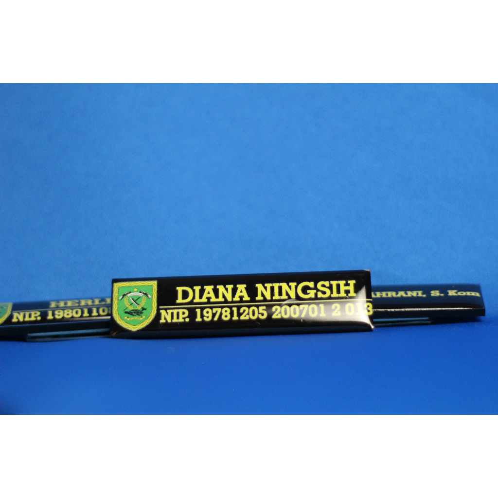 Jual Name Tag Akrilik Custom Resin | Shopee Indonesia