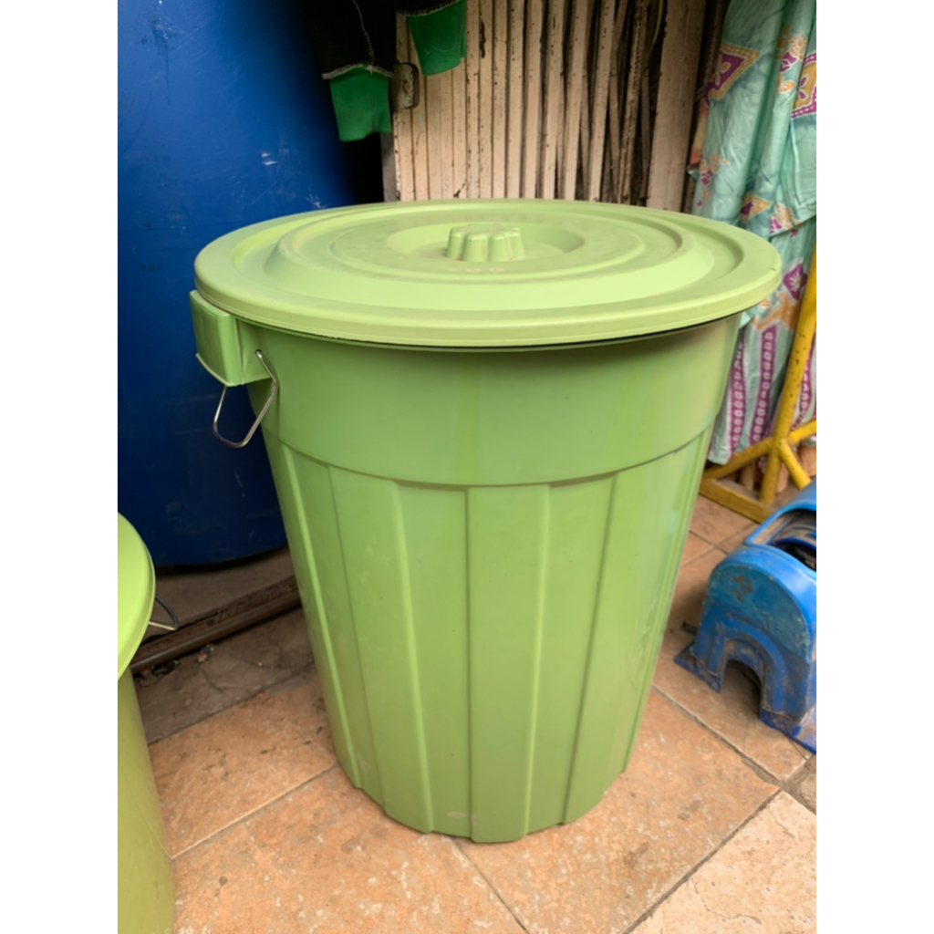 Jual [DK] Ember Plastik / Bak tutup 50L 60L dan 80L / Ember Tong besar hijau tutup plastik GIOK ...