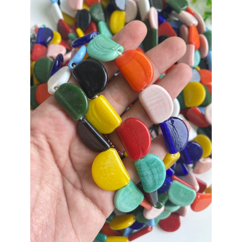 Jual Manik Kaca model kipas/ indonesian beads/manik jombang | Shopee ...