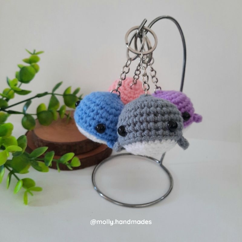 Jual Gantungan kunci rajut ikan paus keychain whale rajut boneka rajut ...