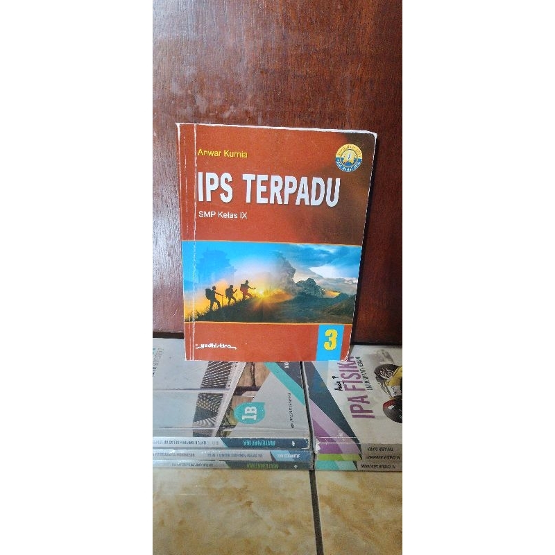 Jual Buku Ips terpadu kelas IX/9/3 smp edisi revisi | Shopee Indonesia