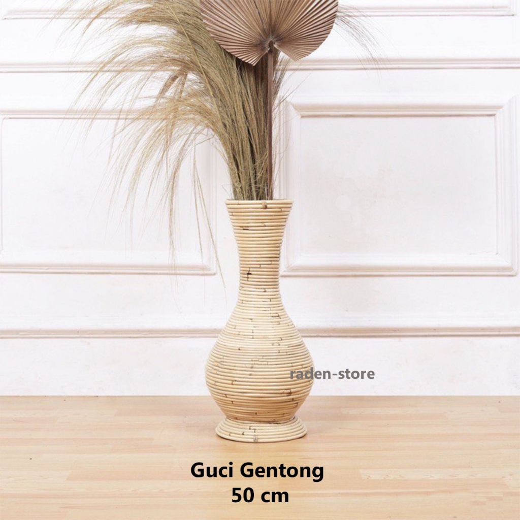 Jual Guci Rotan / Vas Bunga Rotan Sudah di Vernis Ukuran 30 50 cm ...