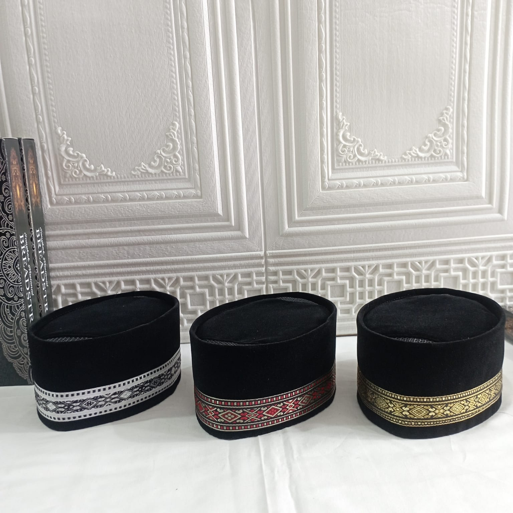 Jual EXCLUSIVE! Peci Pria Terbaru PREMIUM Beludru Halus Tebal Nyaman ...