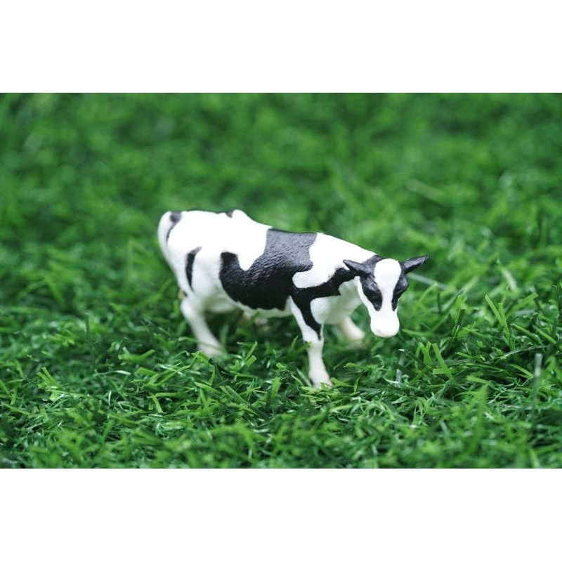 Jual Friesian Cow Moo Sapi Cow Small Animal Figure Binatang Mainan ...