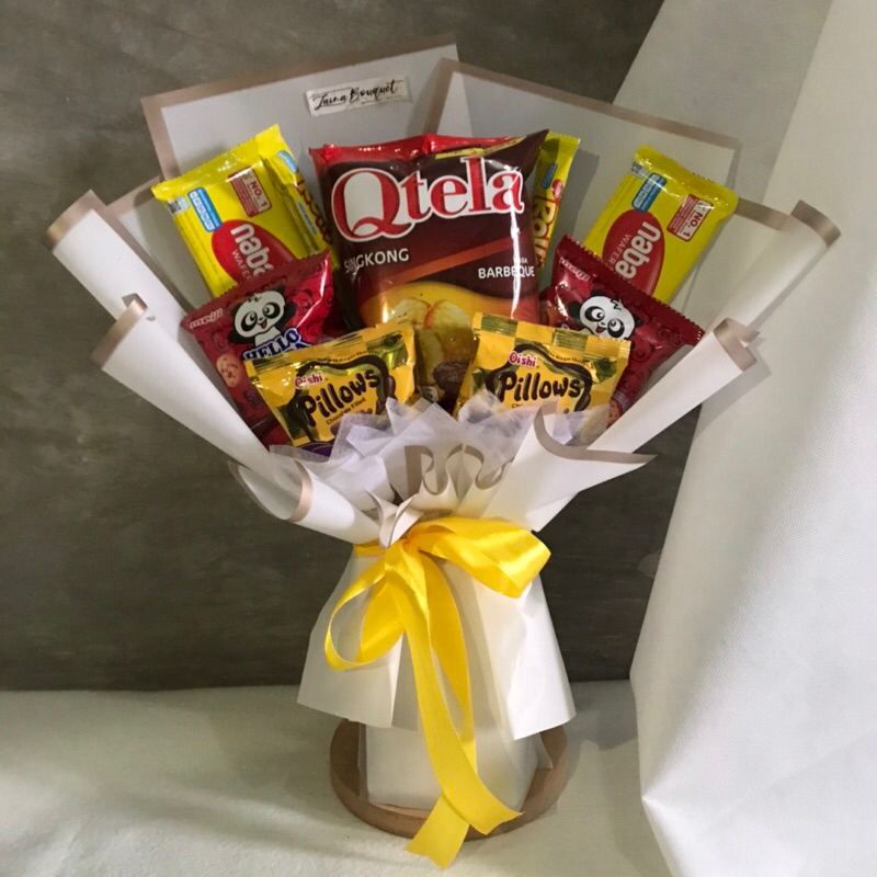 Jual BUKET SNACK/ BUKET SNACK WISUDA/ BUKET SNACK MURAH | Shopee Indonesia