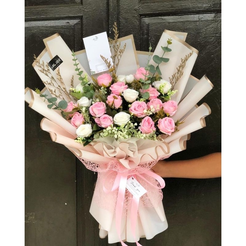 Jual {BUKET BUNGA AESTHETIC} Bunga mawar merah putih pink bisa request ...