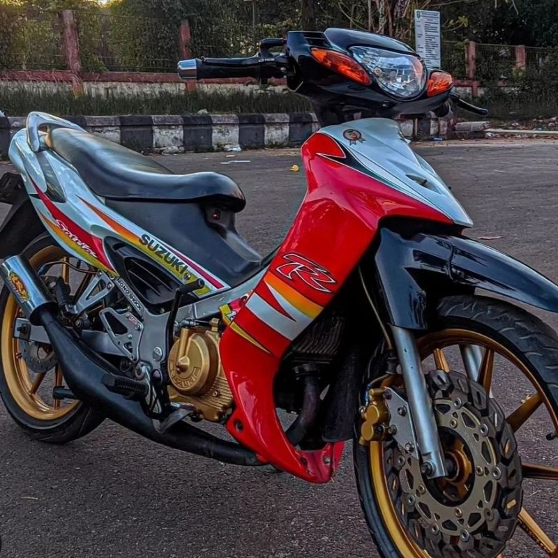 Jual striping suzuki satria 120 r 2004 2005 2tax Malaysia hiu merah ...