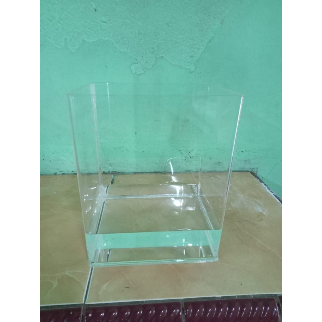 Jual Akrilik Akuarium Soliter PxLxT 30x10x20cm | Shopee Indonesia