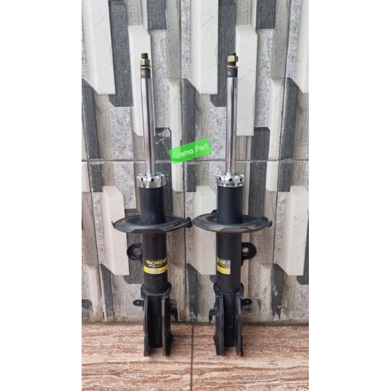 Jual Shockbreaker Shock Skok Absorber Depan Terios - Rush Edition ...