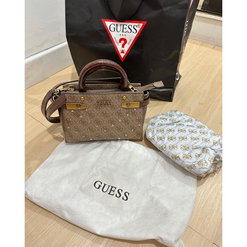 Jual Preloved Tas Guess Authentic ( Small ) | Shopee Indonesia