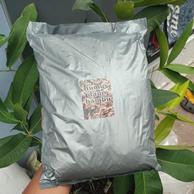 Jual HUMUS DAUN BAMBU ASLI /Campuran MEDIA TANAM SIAP APLIKASI KEMASAN ...