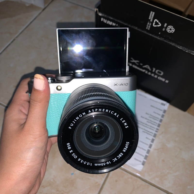 Jual PRELOVED CAMERA FUJIFILM X-A10 Kit 16-50MM PROMO SC 16MP FULLHD ...