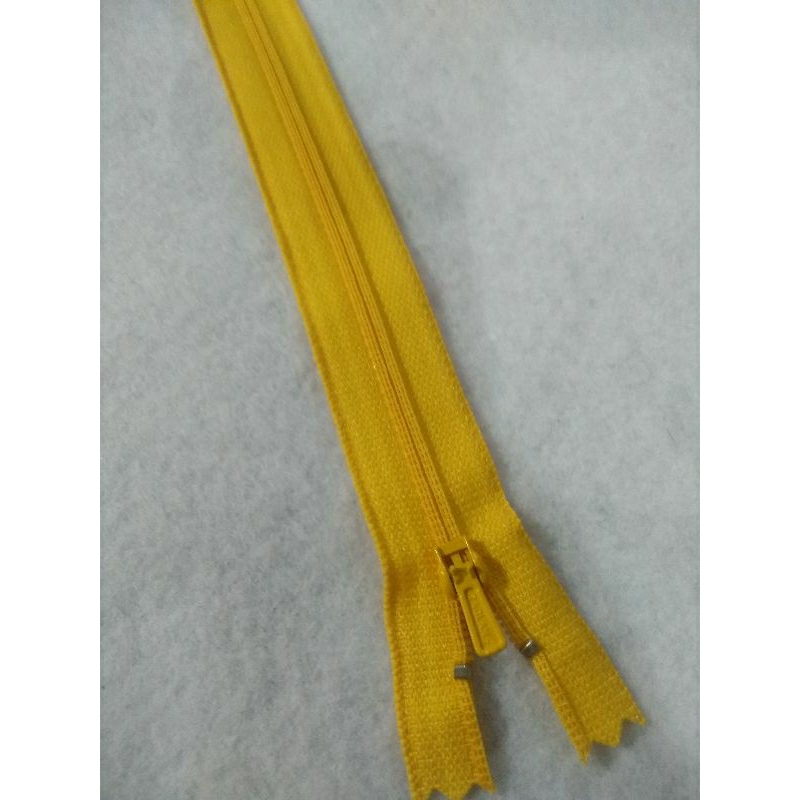 Jual Resleting dress,gaun,baju/Rit baju ykk ukuran 30cm(12") per bj ...