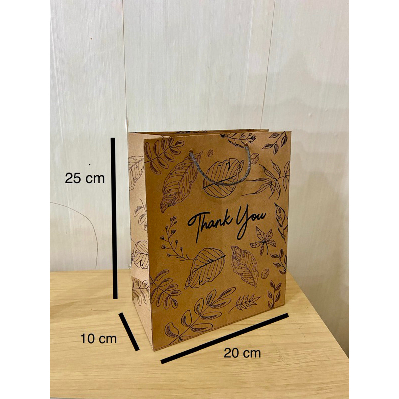 Jual Paper bag R6 batik 20x25 | R6 batik | Shopee Indonesia