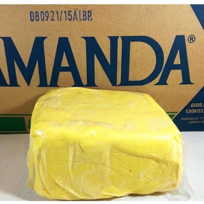 Jual Amanda Margarim Krim | Mentega Kemasan Karton 15 Kg | Shopee Indonesia