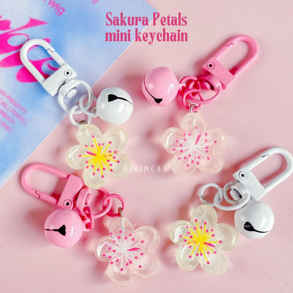 Jual Sakura Petals Mini Keychain / Gantungan Kunci Bunga | Shopee Indonesia