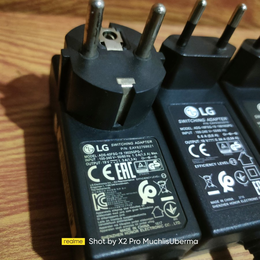 Jual Adaptor LG 19v 1.3A jarum ADS-40FSG-19 19025GPG-1 Adapter LED ...