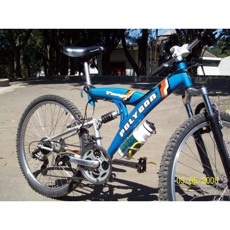 Jual SEPEDA GUNUNG POLYGON TANGO | Shopee Indonesia