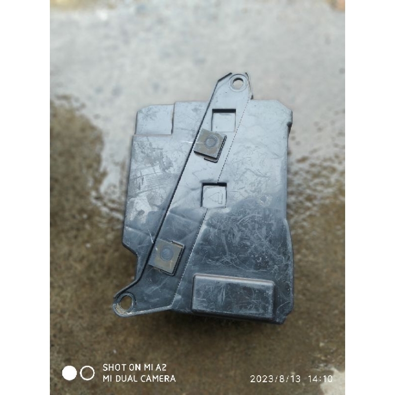 Jual Box Aki accu COVER BATTERY Honda BeAT Deluxe K1A | Shopee Indonesia