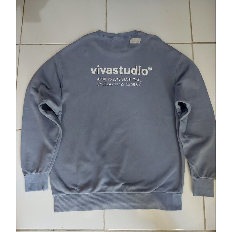 Jual Crewneck Vivastudio Made in Korea | Shopee Indonesia