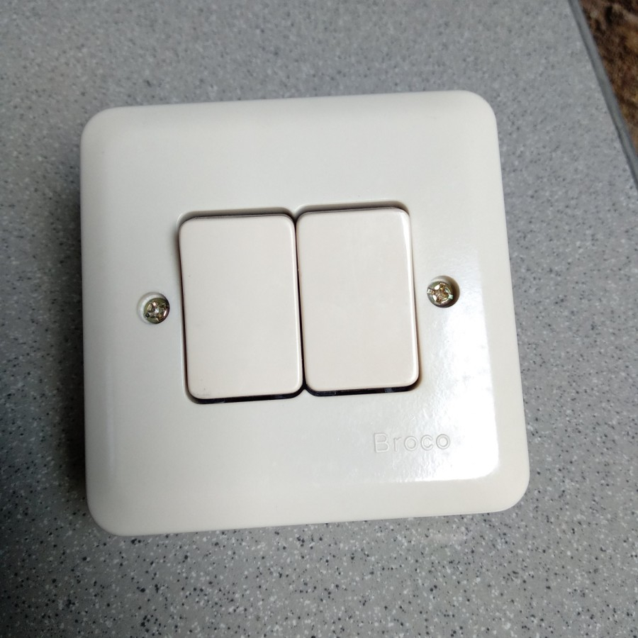 Jual Saklar Lampu Broco Saklar IB Broco Saklar Lampu Stop Kontak IB ...