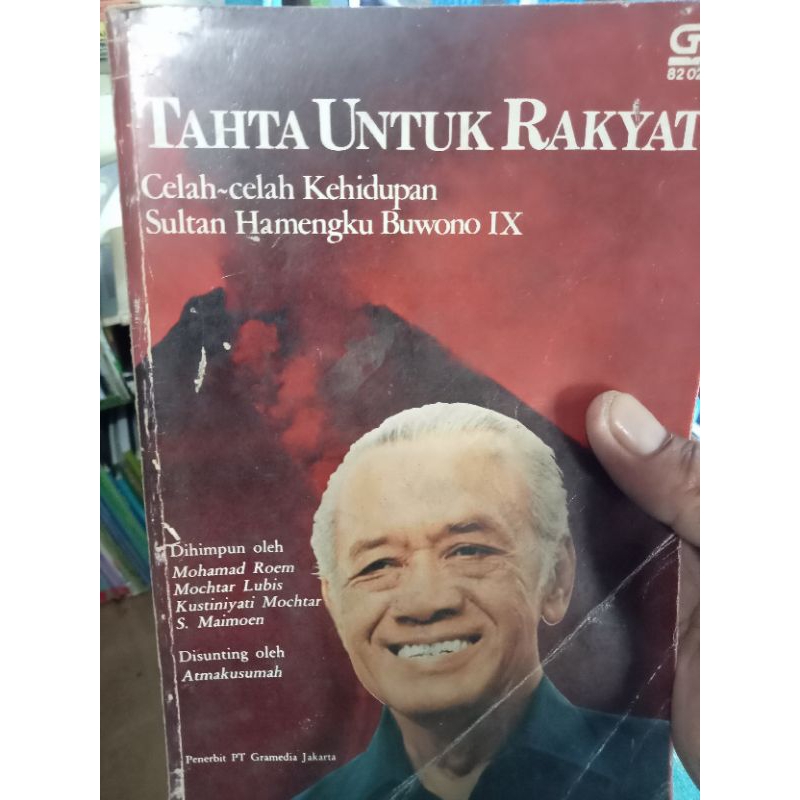 Jual buku tahta untuk rakyat celah-celah kehidupan Sultan ... Jual buku tahta untuk rakyat celah-celah kehidupan Sultan ...