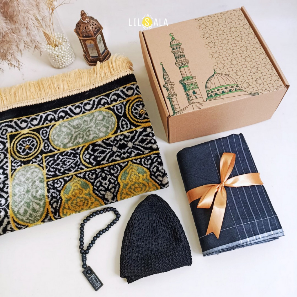 Jual [SPKSAUDI] HAMPERS RAMADHAN SAJADAH SAUDI PACKING BOX SOUVENIR ...