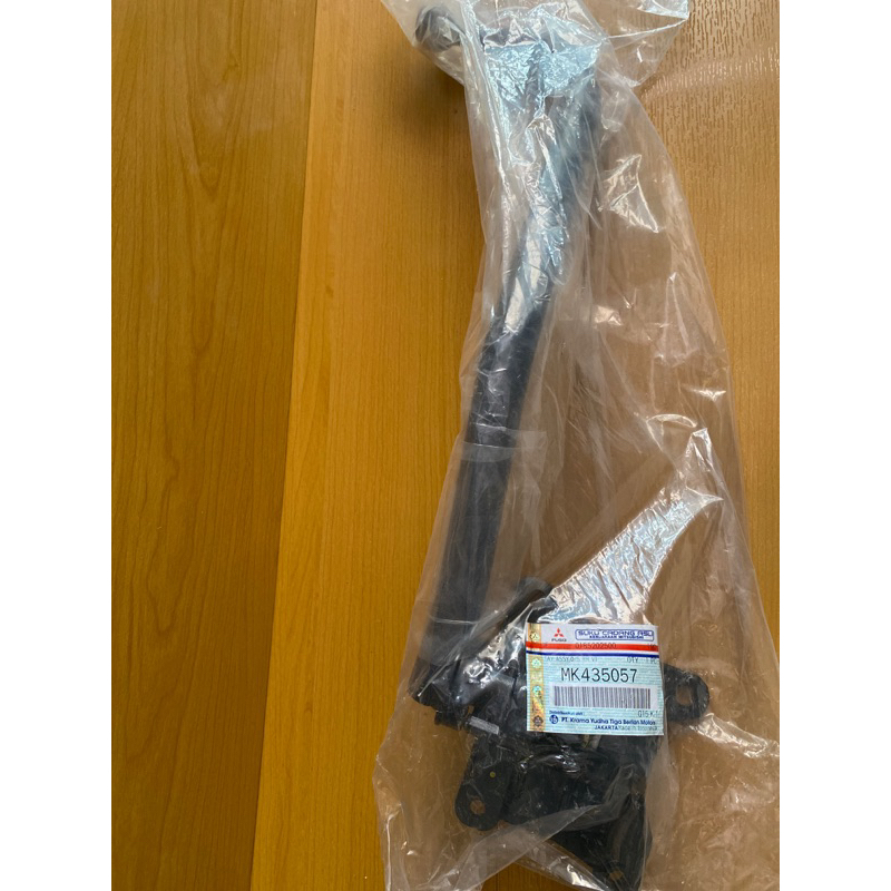 Jual gagang cagak setang stang spion kiri canter 110/125ps orisinil ktb ...