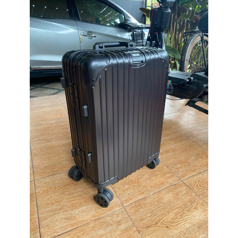 Jual Koper romawi / rimowa mirror ( aluminium ) cabin size | Shopee ...
