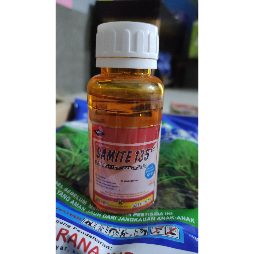 Jual Samite 135 EC 100 ml Insektisida Untuk Kutu Kebul, Thrips, Tungau ...