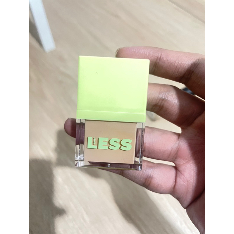 Jual Mad for Makeup Spotless Concealer shade C2 (Crepe) | Shopee Indonesia