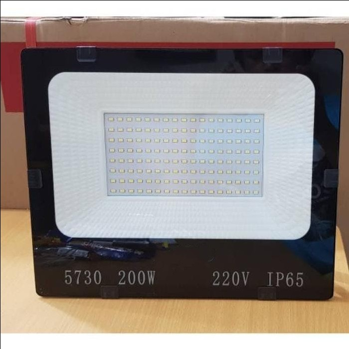 Jual Lampu Kap Sorot Led Flood Lamp Led 220V 200w Outdoor Tembak Panggung | Shopee Indonesia