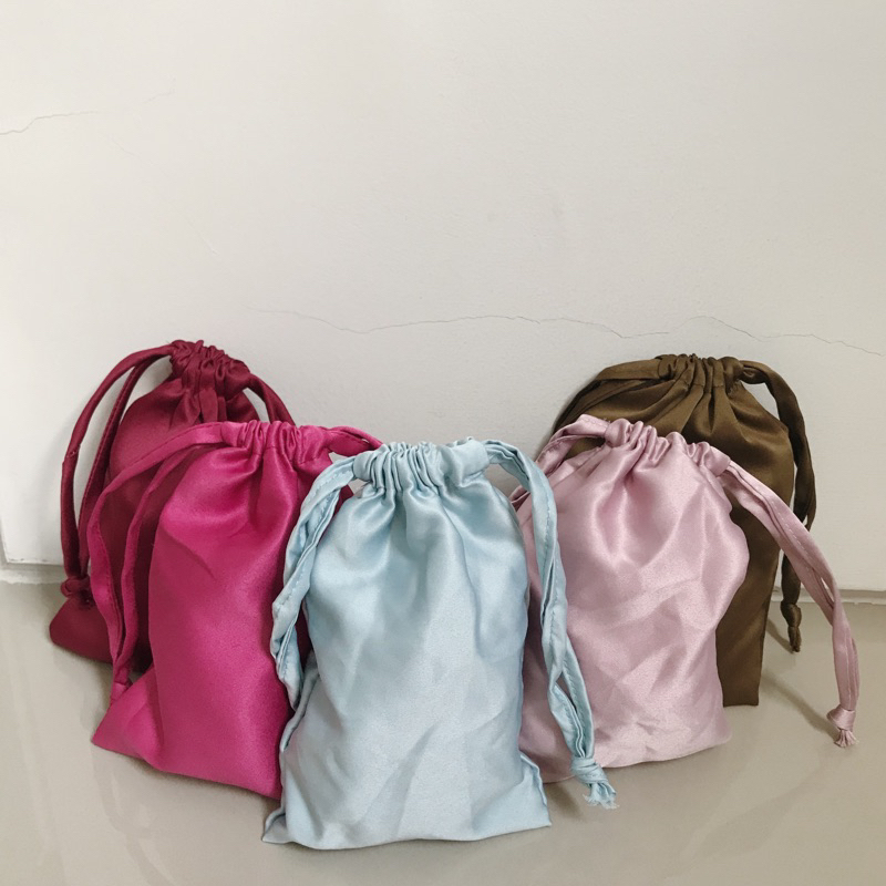 Jual DRAWSTRING BAG POUCH SERUT | Shopee Indonesia