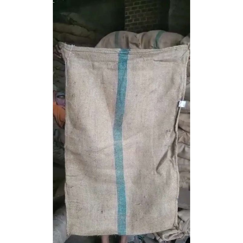Jual Karung goni bekas murah untuk tempat sampah/packing barang 10 pcs ...