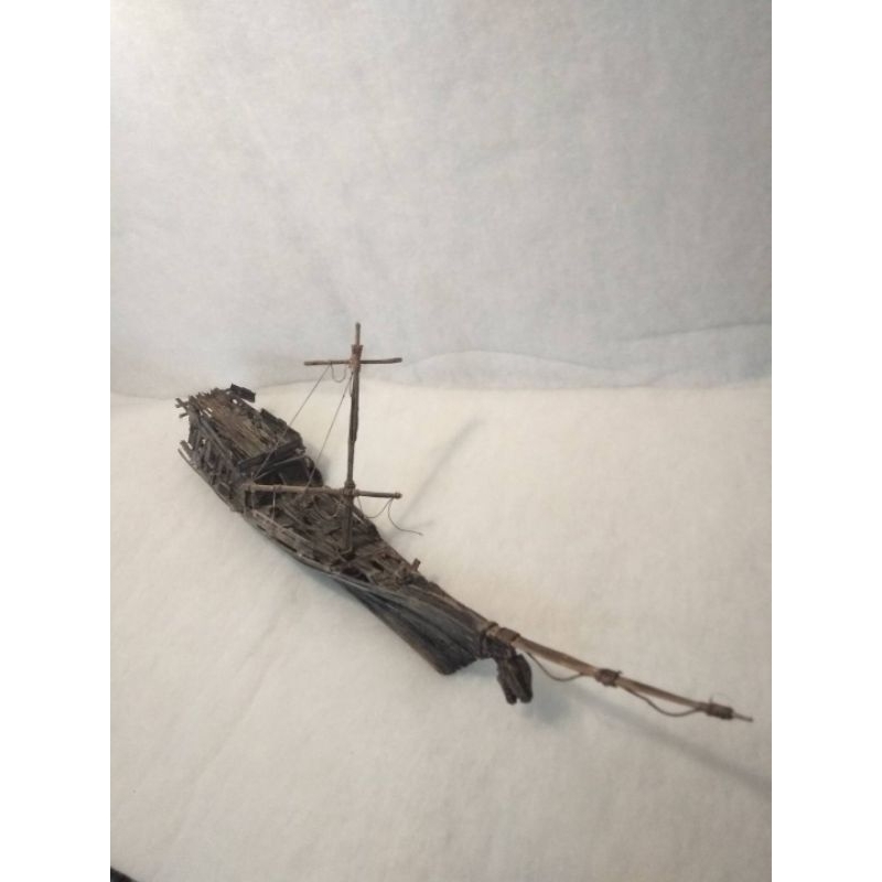 Jual MINIATURE KAPAL NELAYAN KARAM | Shopee Indonesia