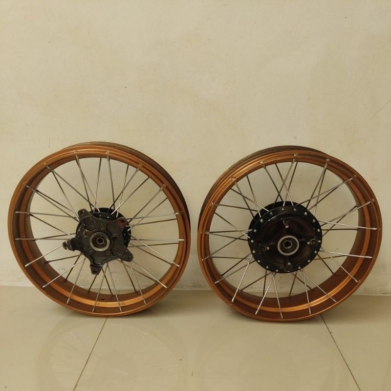 Jual PROMO Velg Rossi model BMW Jari jari CB150X Adventure, CB150R ...