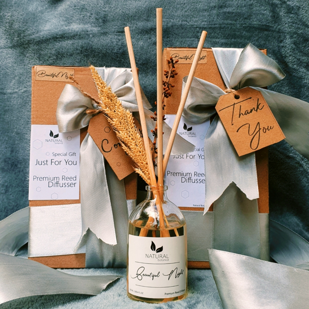Jual Natural Botanica Premium Reed Diffuser Set 100ml Spesial Parcel ...